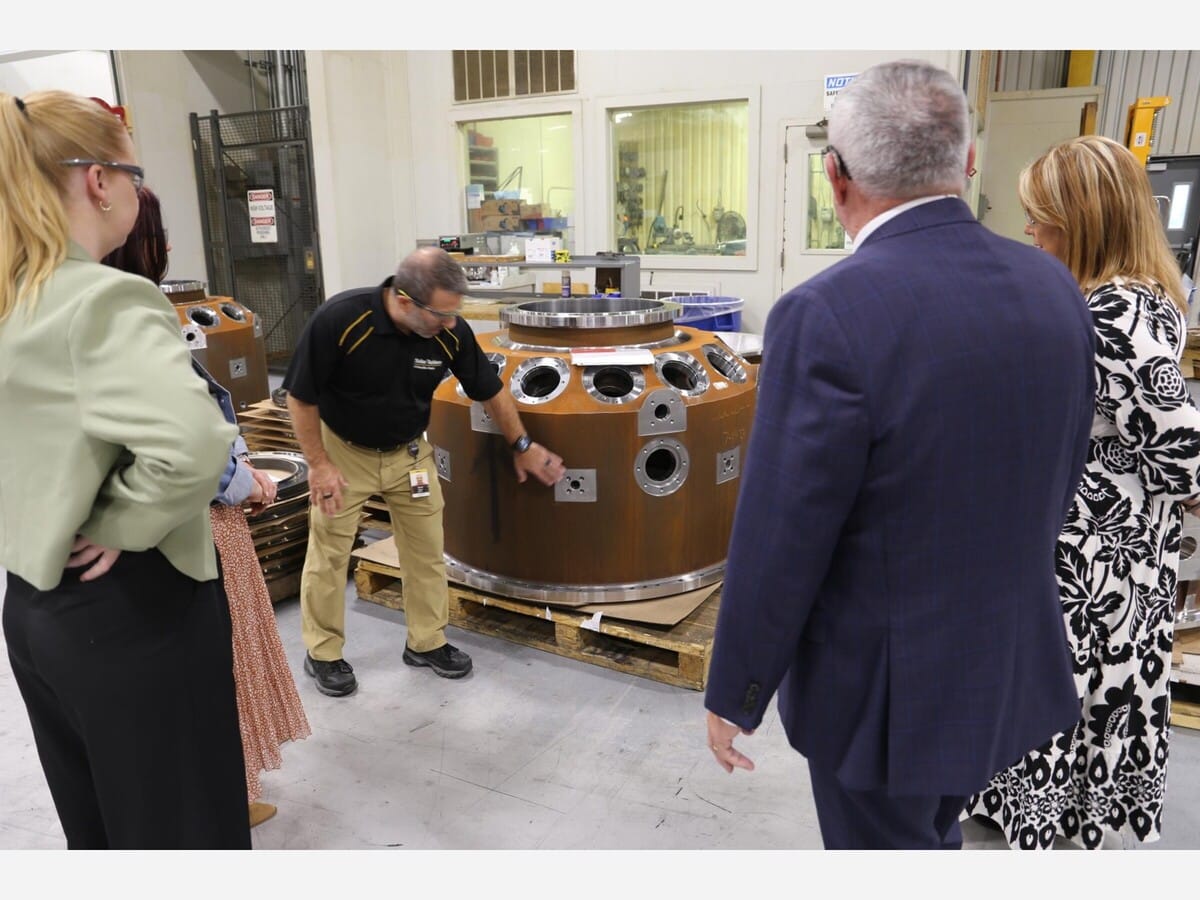 Broken Arrow city leaders designate October as Manufacturing Month ...