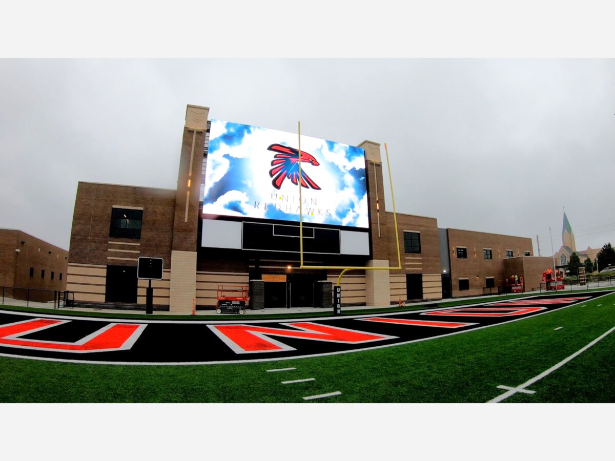 Union to commemorate stadium complex, fine arts building with $1 ...