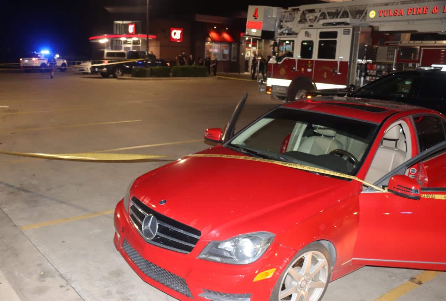 1 killed, 2 hurt in downtown Tulsa convenience store shooting | Broken ...